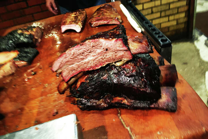 10 barbecue spots in New Braunfels perfect for smoked meat