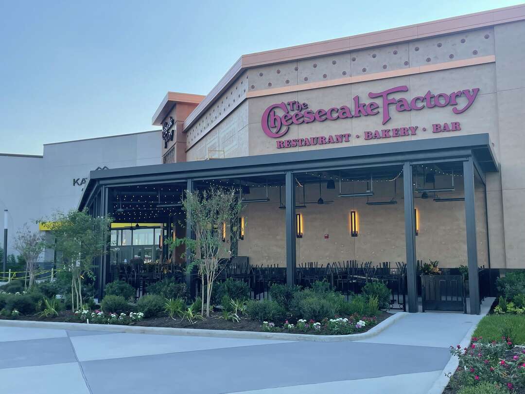 Opening date for The Cheesecake Factory at Houston Premium Outlets set