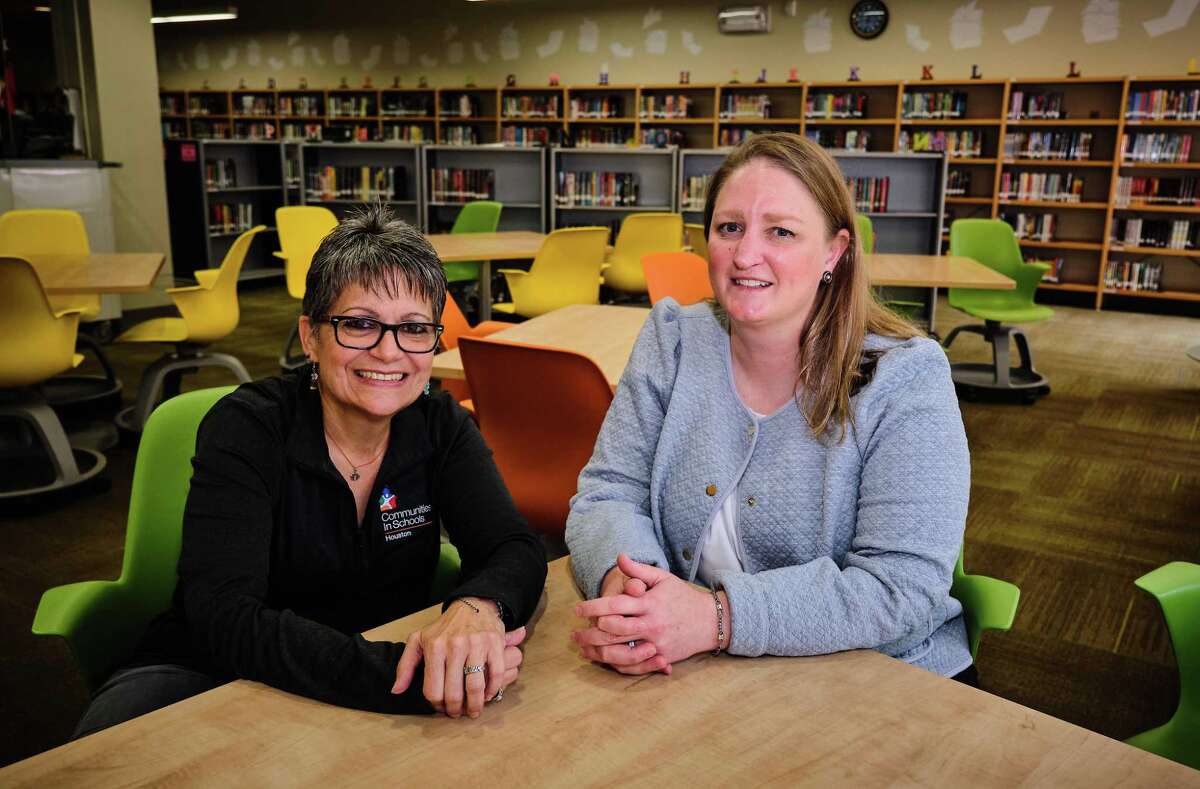 Life lessons: Communities in Schools of Houston provides social service ...