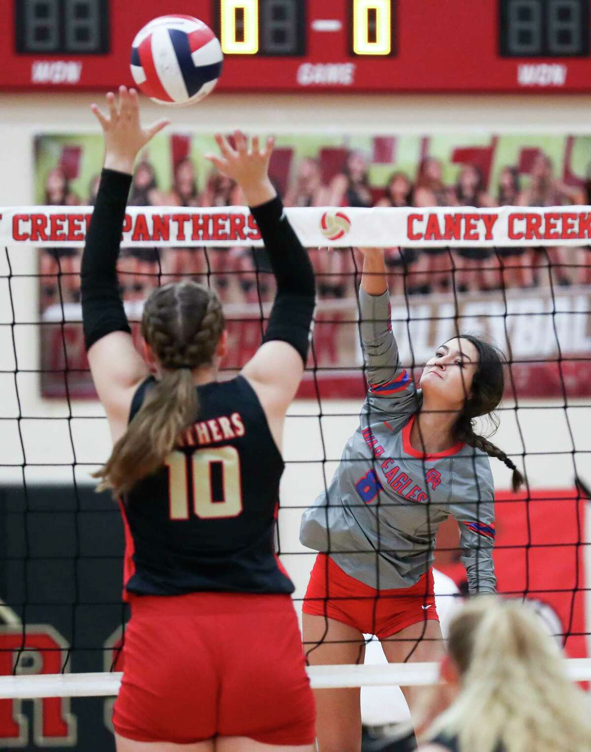 High school volleyball: Oak Ridge tops Caney Creek for District 13-6A win