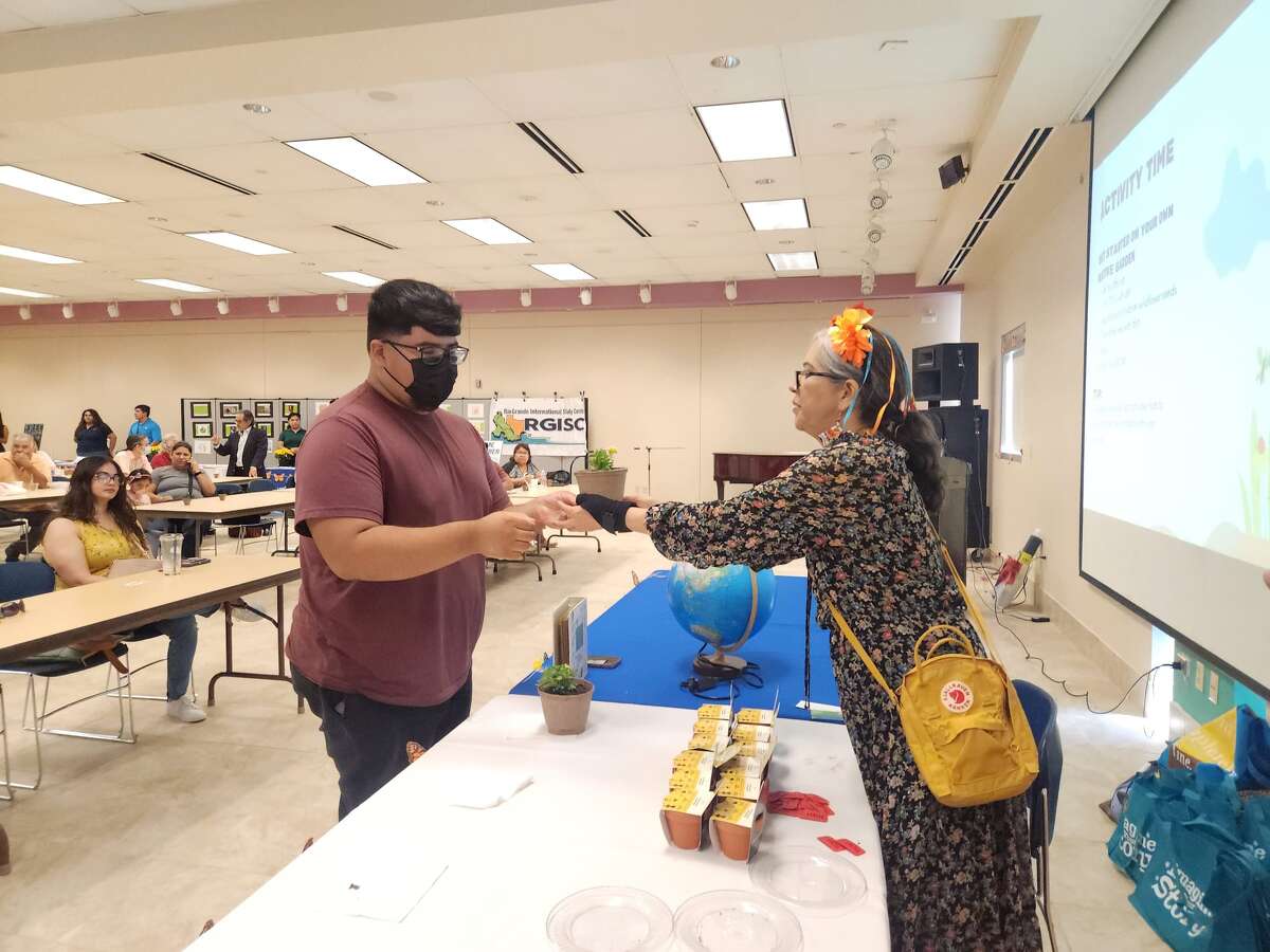 Laredo library holds event to help locals go green