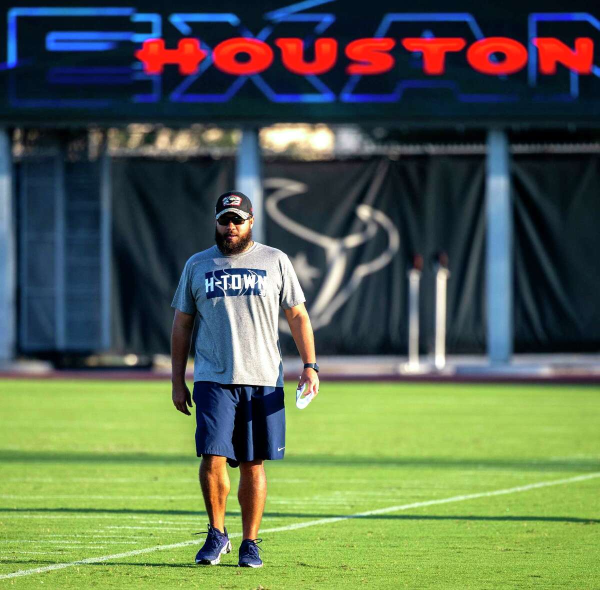 How Lovie Smith's youngest son, Miles Smith, became his right-hand man ...