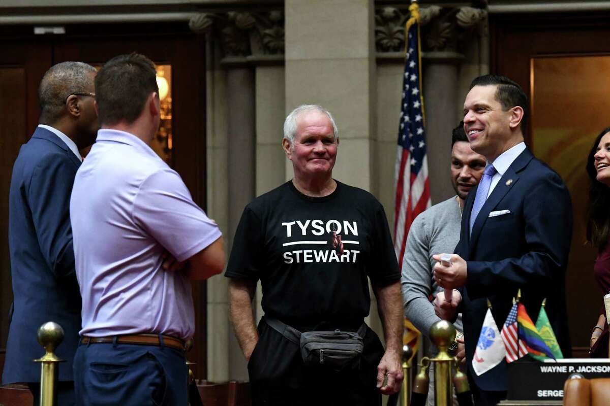 Amsterdam boxing legend Bobby Stewart honored at Capitol