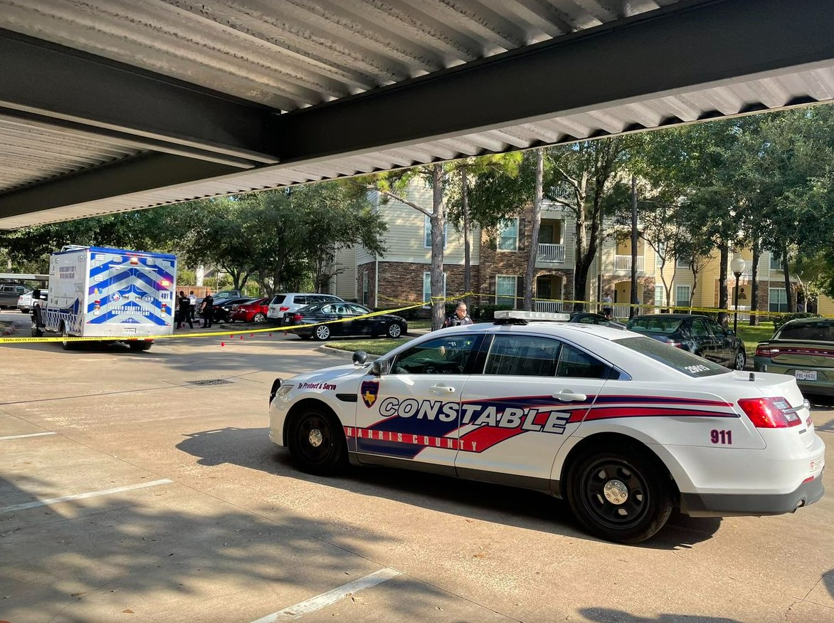 Balmoral shooting in Atascocita: Woman dead and NCIS agent injured