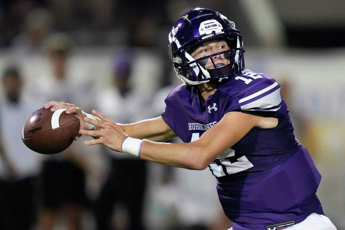 Klein Cain Hurricanes roll past Tomball Memorial Wildcats