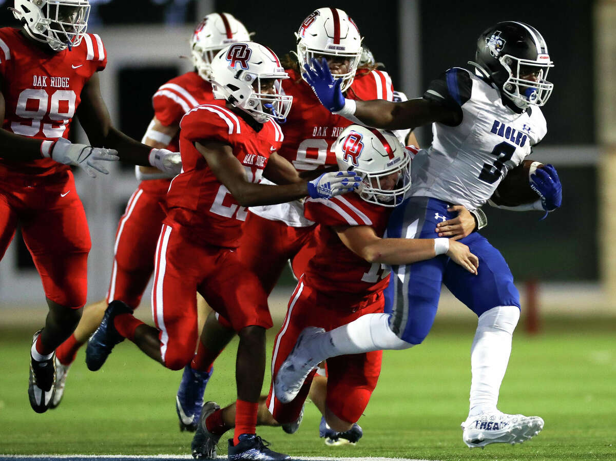New Caney Eagles defeat Oak Ridge War Eagles