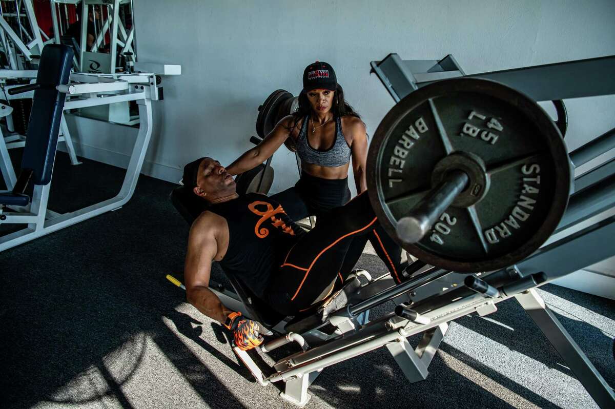 After gaining weight during COVID-19, this Houston man started walking ...