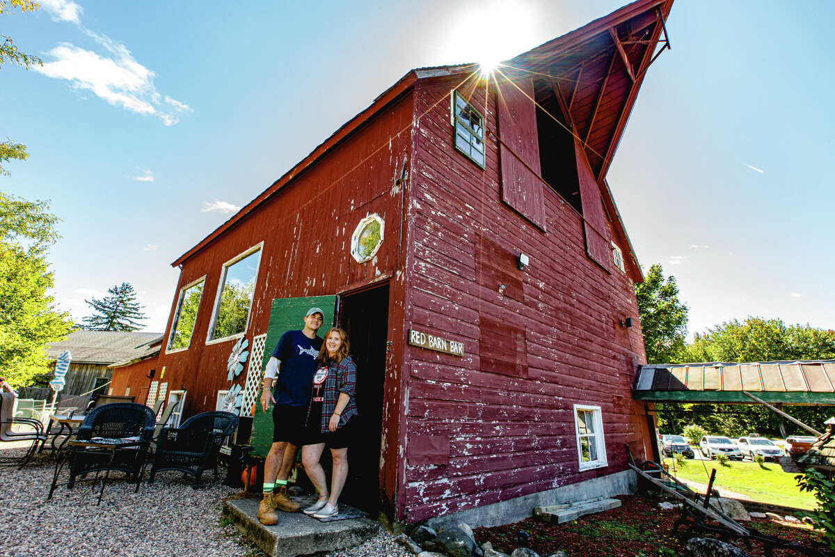 CT orchards and cider mills that make their own apple cider donuts