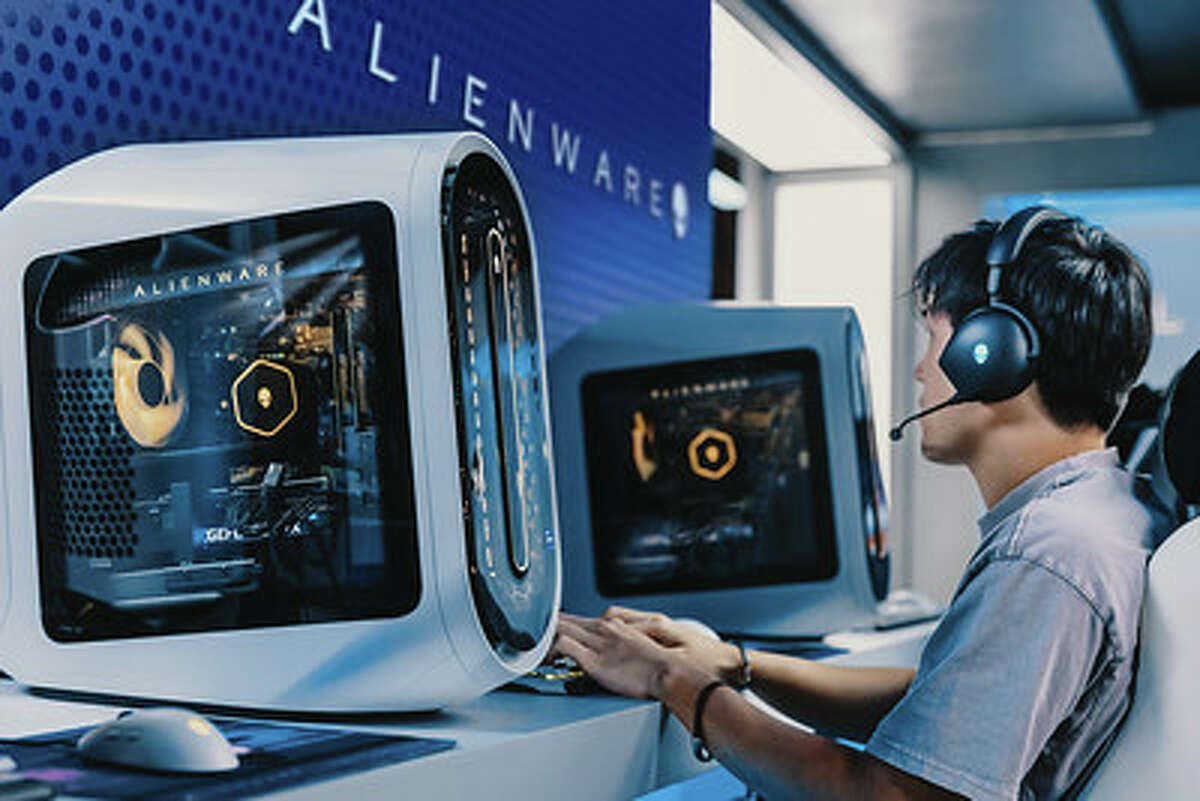 Photos: Take a look inside the new UT Esports gamer lounge