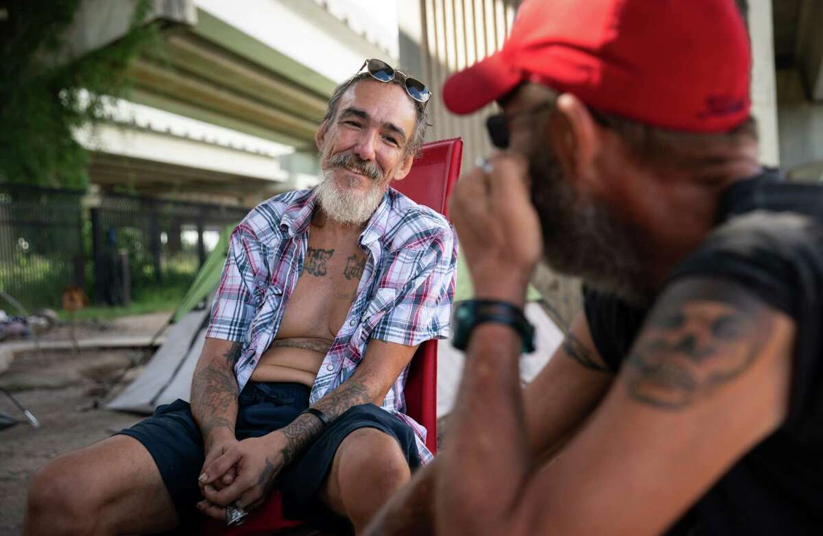 Houston friends move from encampment to quiet apartments