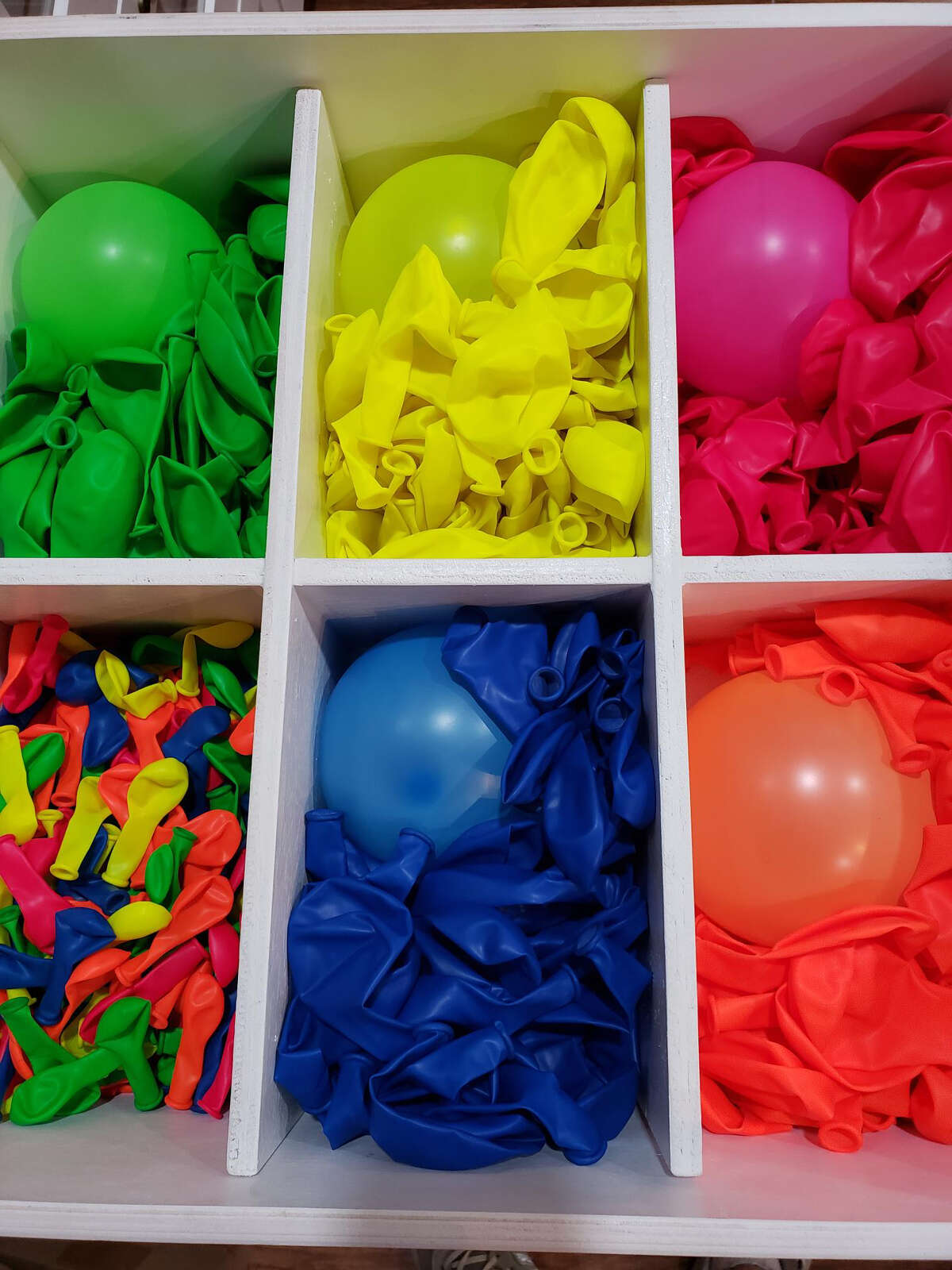 Cody’s Red Balloons prepares to open new store at Midland's San Miguel ...