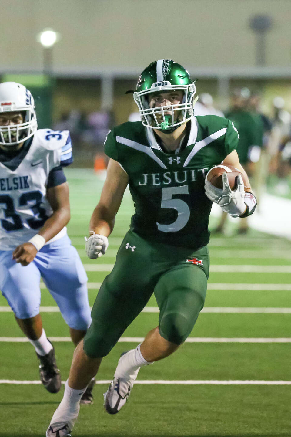 Strake Jesuit Fighting Crusaders defeat Alief Elsik Rams
