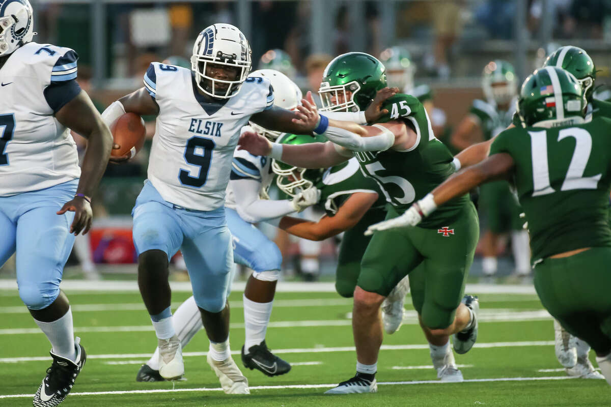 Strake Jesuit Fighting Crusaders defeat Alief Elsik Rams