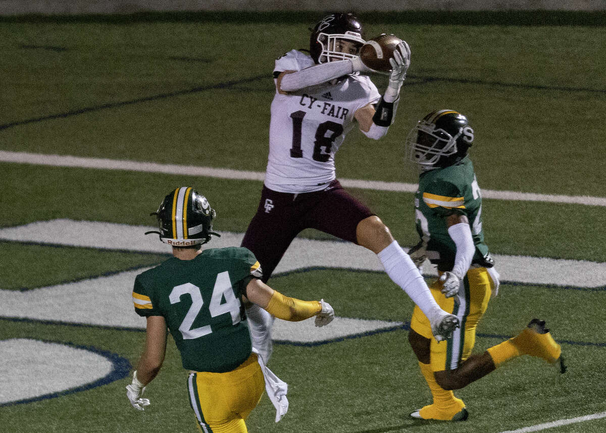 Cy-Fair Bobcats surge past Stratford Spartans