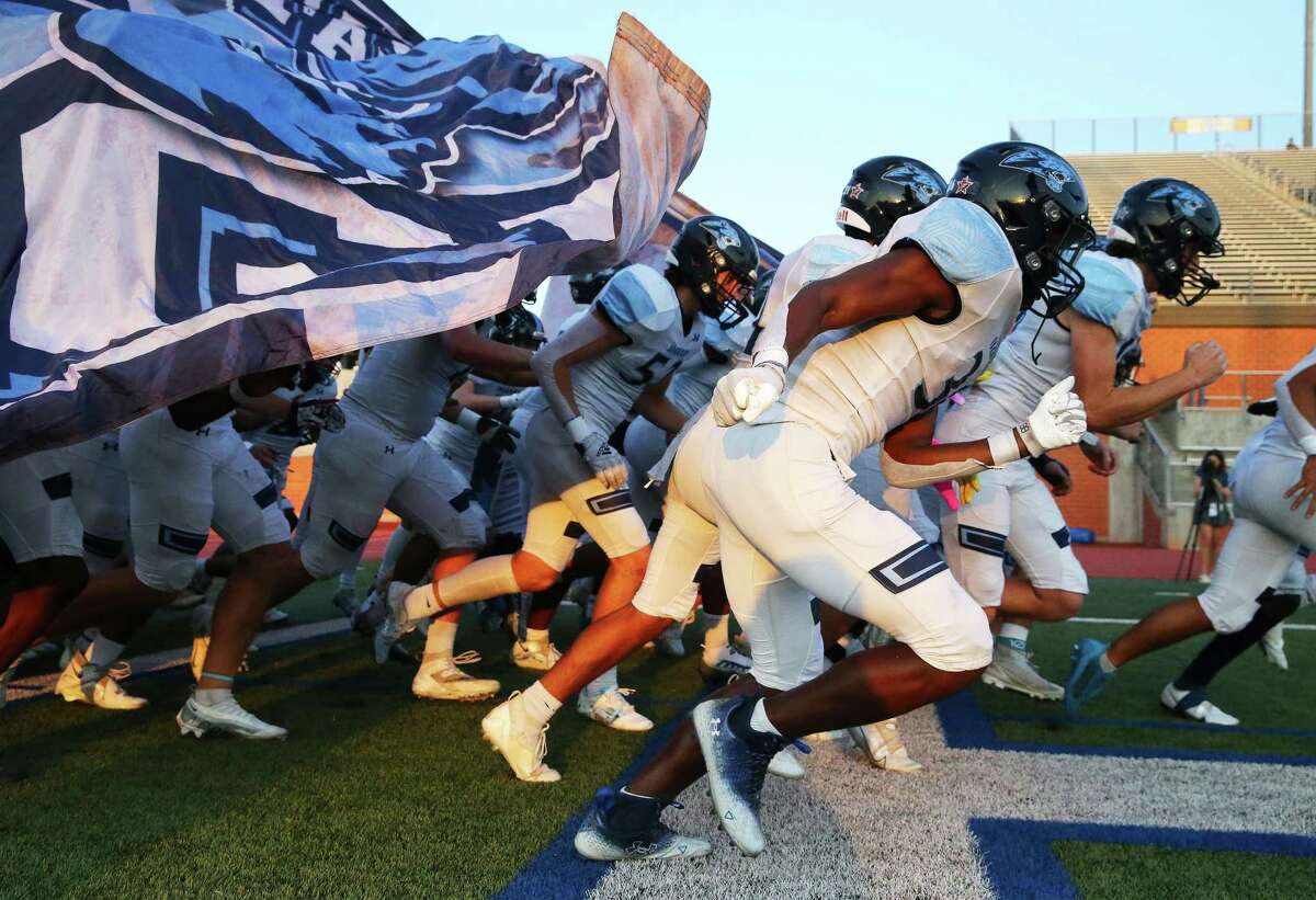 High school football: Johnson 63, Roosevelt 35