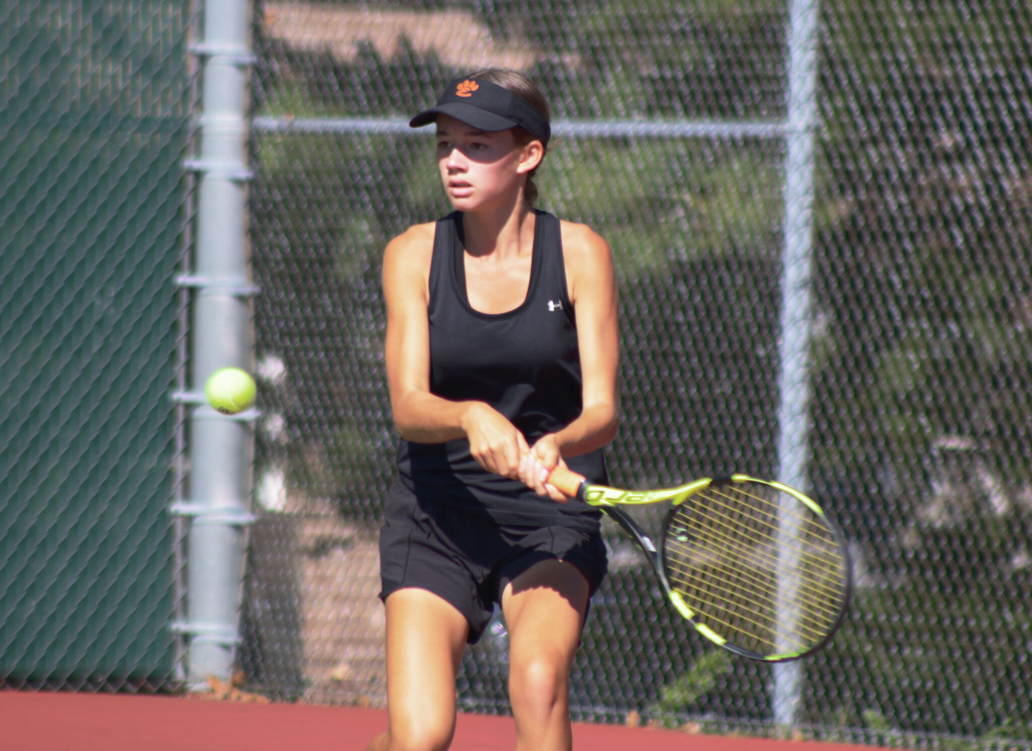 ROUNDUP: Tiger tennis remains hot; Griffins soccer ties Mater Dei