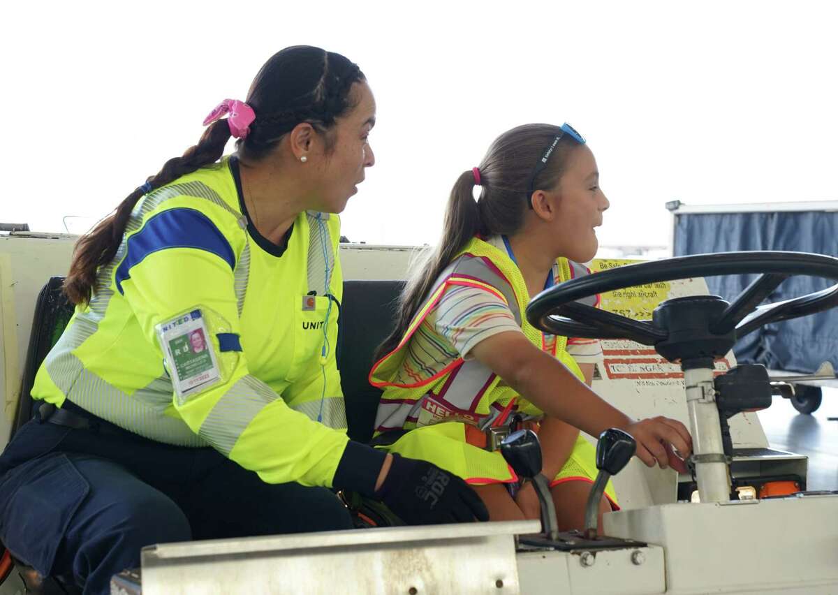 United Airlines in Houston hosts over 30 young women for ‘Girls in ...