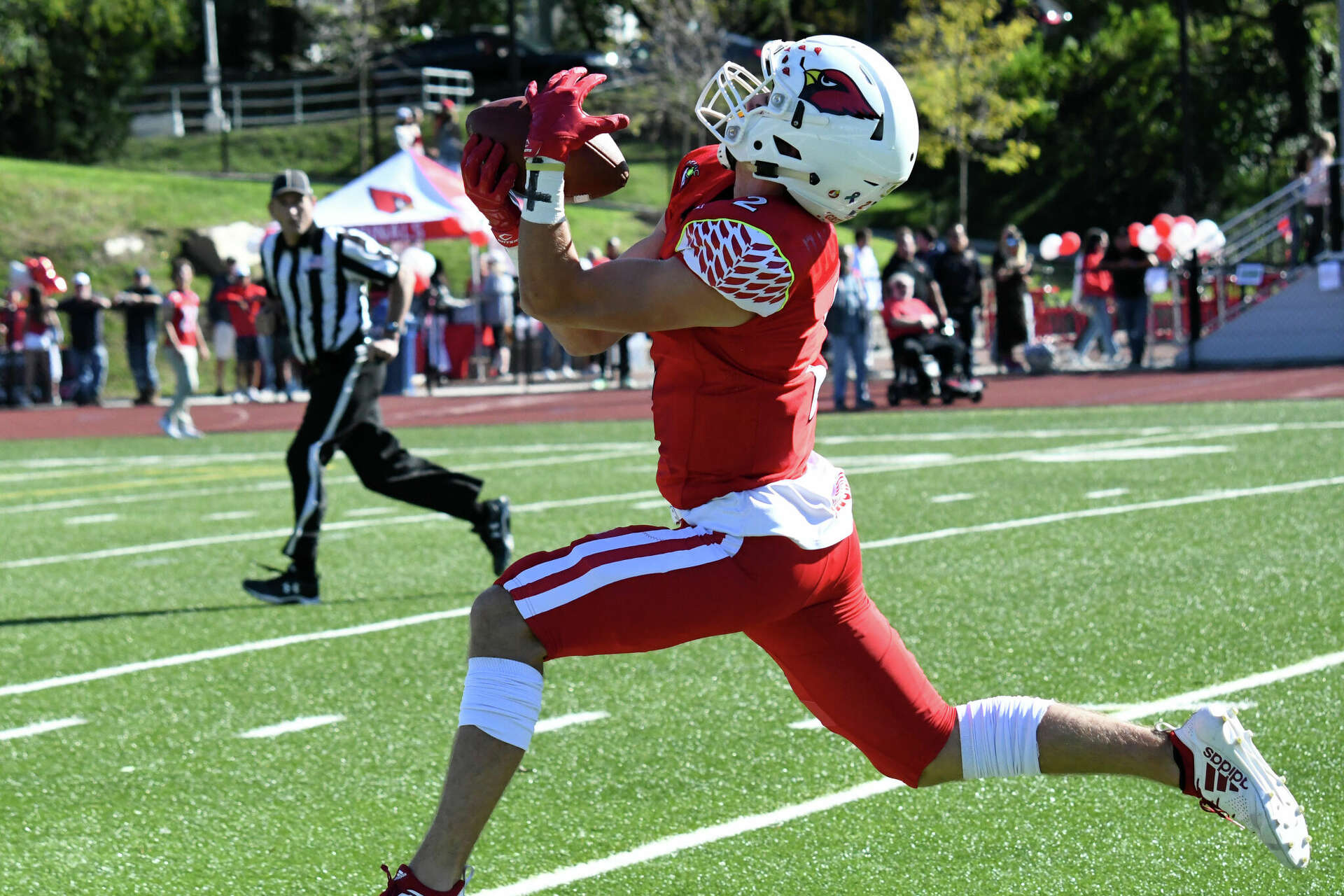 CIAC high school football live updates for FCIAC, SCC, SWC games.