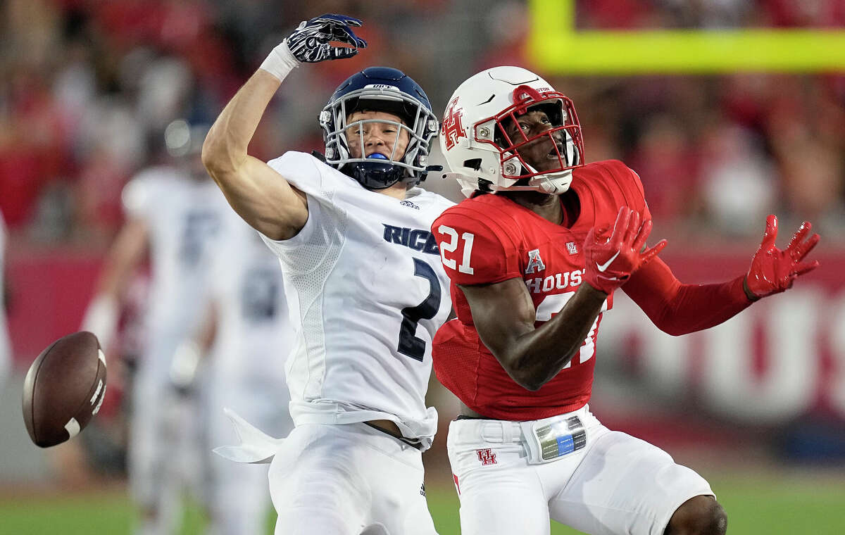 UH Cougars escape with Bayou Bucket win over Rice Owls