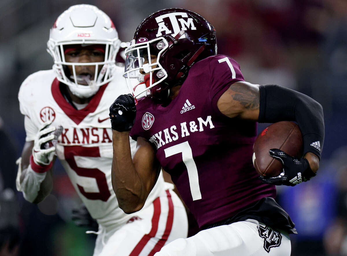 No. 23 Texas A&M Aggies upset No. 10 Arkansas Razorbacks