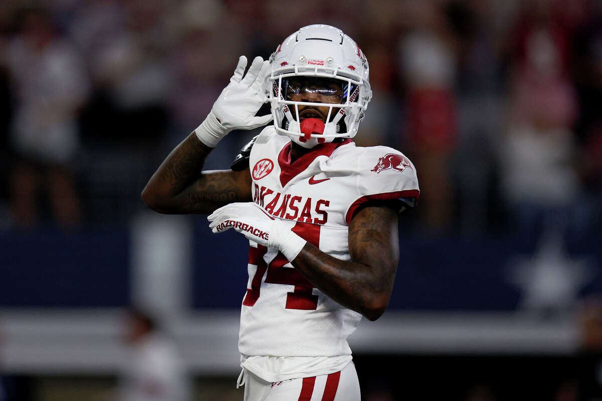 No. 23 Texas A&M Aggies upset No. 10 Arkansas Razorbacks