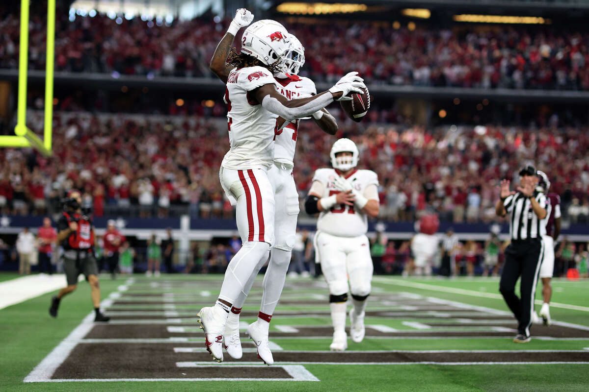 No. 23 Texas A&M Aggies upset No. 10 Arkansas Razorbacks