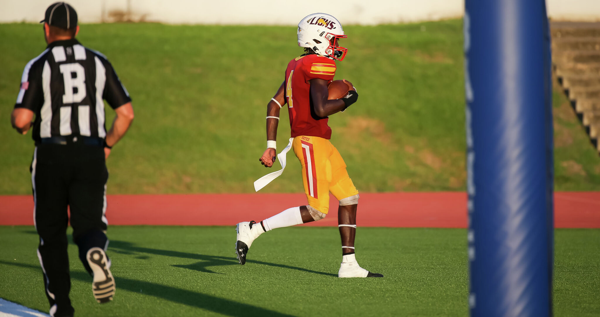 Yates Lions defeat North Forest Bulldogs for first win