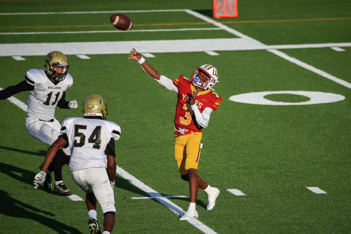 Yates Lions defeat North Forest Bulldogs for first win