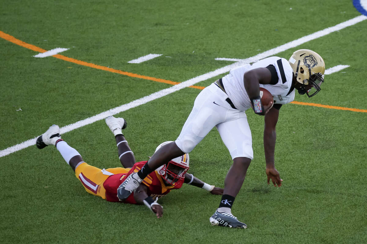 Yates Lions defeat North Forest Bulldogs for first win