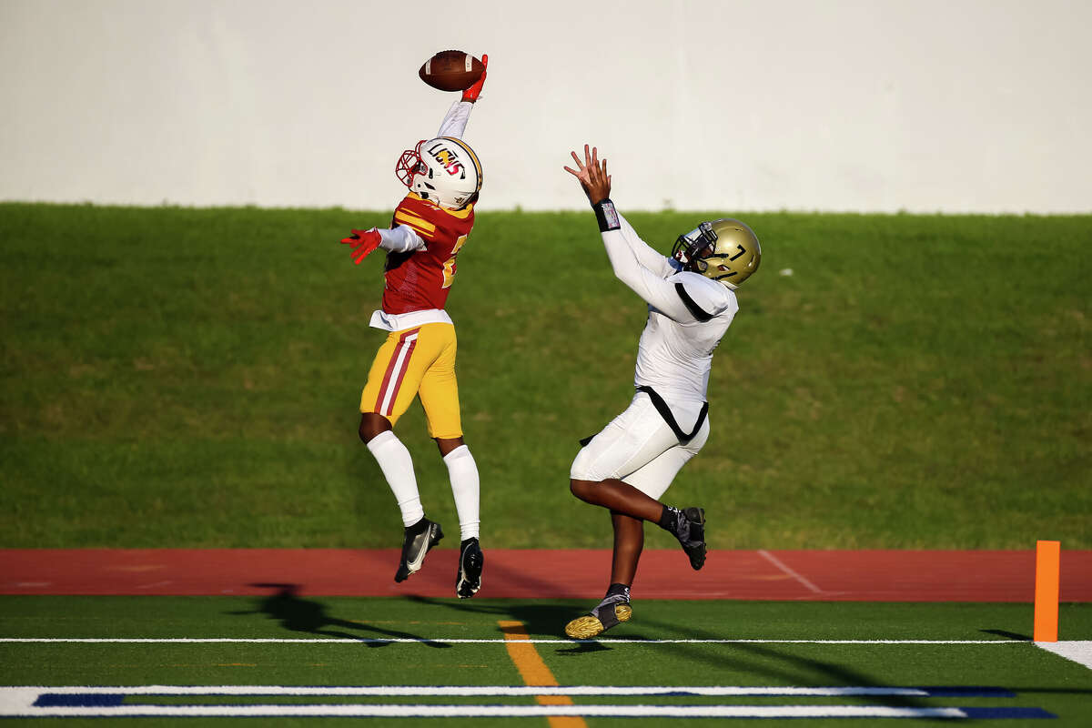 Yates Lions defeat North Forest Bulldogs for first win