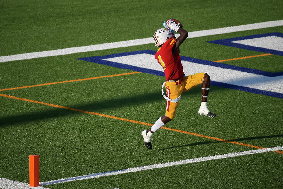 Yates Lions defeat North Forest Bulldogs for first win