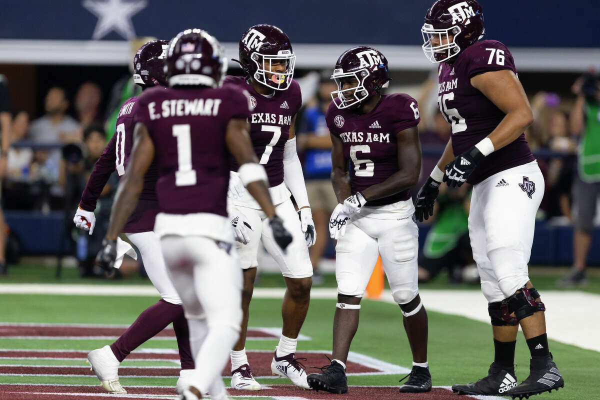No. 23 Texas A&M Aggies upset No. 10 Arkansas Razorbacks