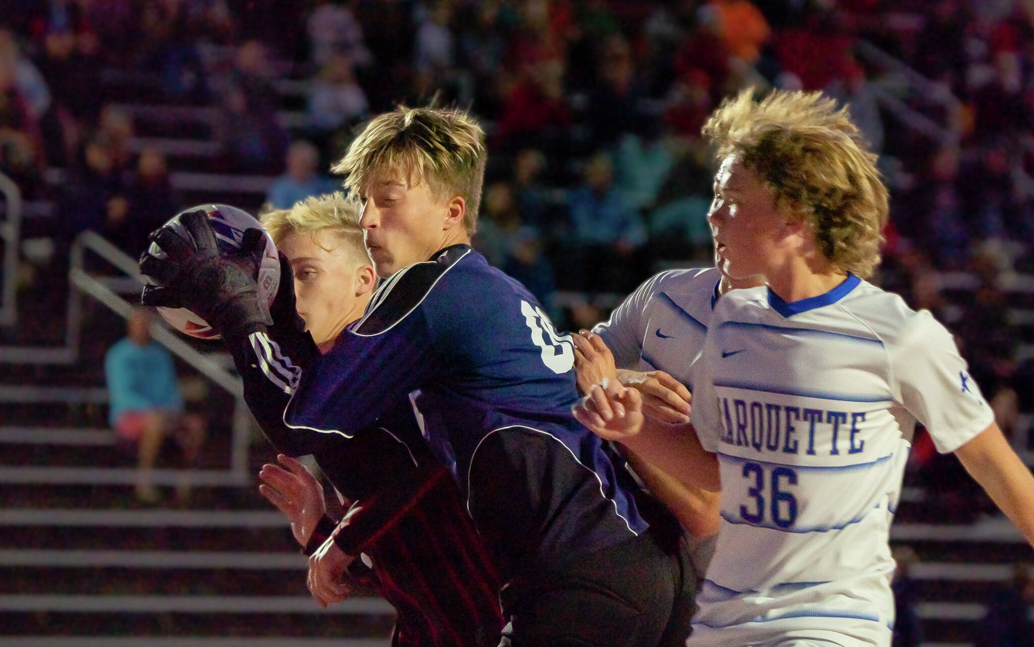 Alton tops Marquette 2-1 in OT penalty kicks