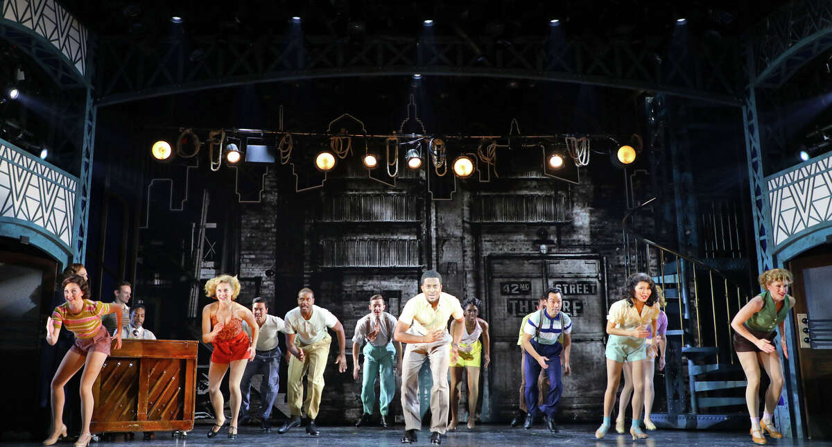 'This is Us' actor stars in CT production of '42nd Street'