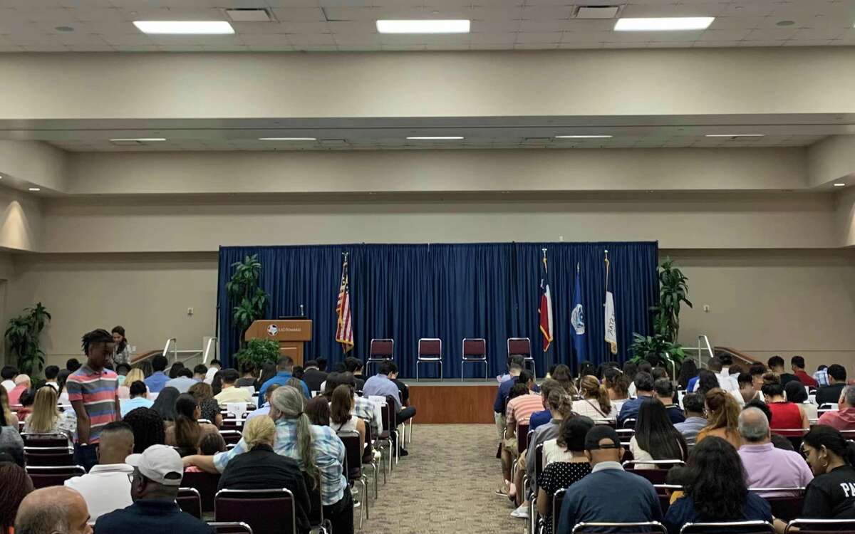 Over 60 people sworn in as U.S. citizens during ceremony in Tomball