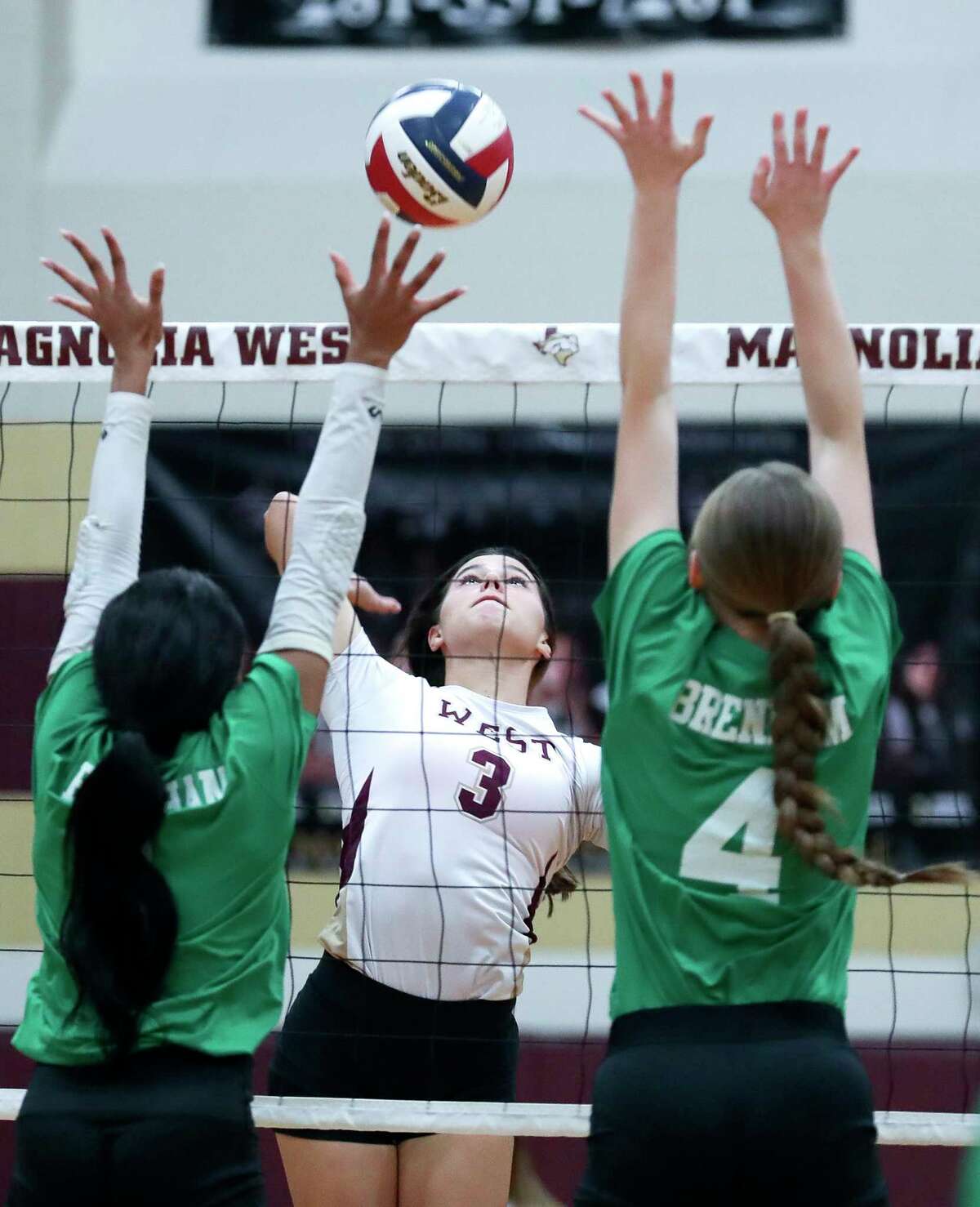 District 21-5A leader Brenham takes sweep of Magnolia West