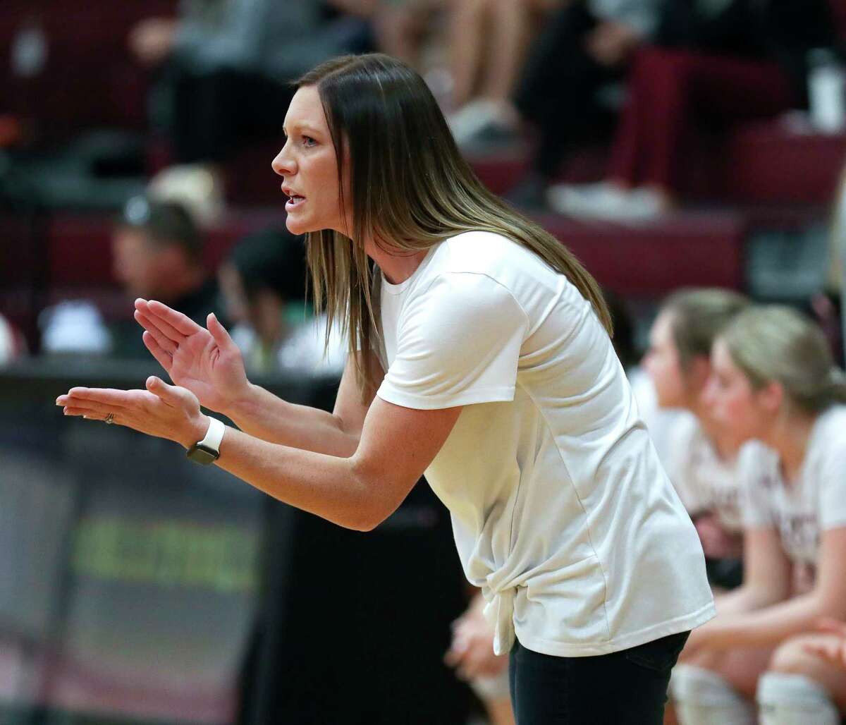 Volleyball: District 21-5A leader Brenham sweeps Magnolia West