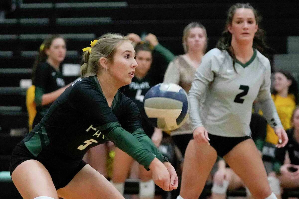 HS volleyball: Kingwood Park remains undefeated in district play after sweep of Huntsville