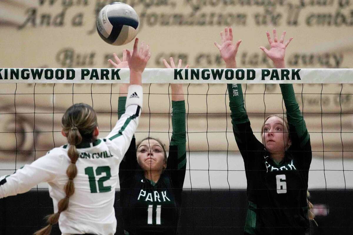 HS volleyball: Kingwood Park remains undefeated in district play after sweep of Huntsville