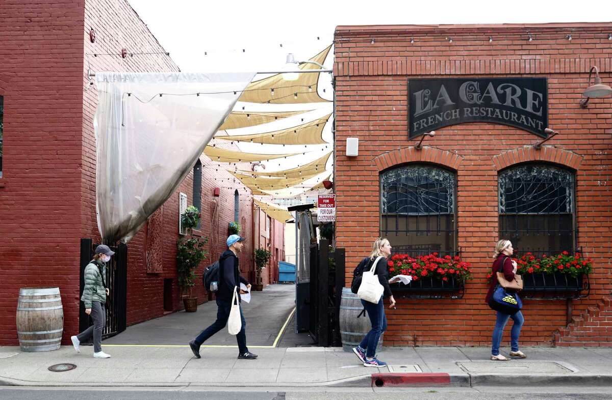 Two reporters. 27 transit agencies. How many can they ride in one day?