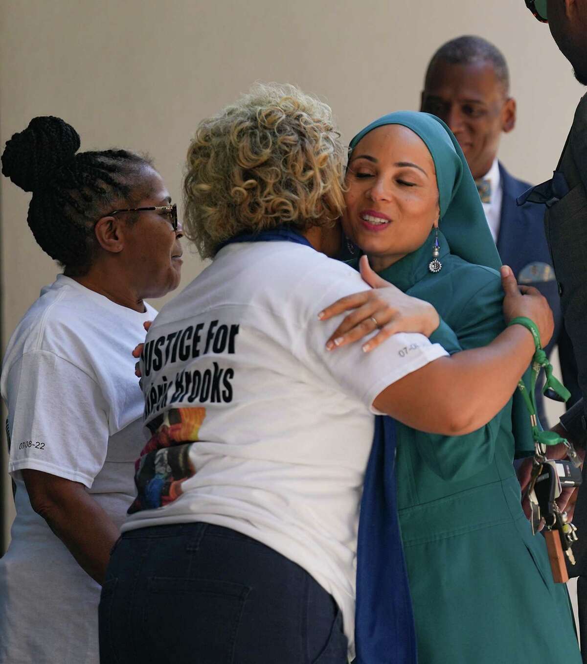 Roderick Brooks' family sues Harris County sheriff's office