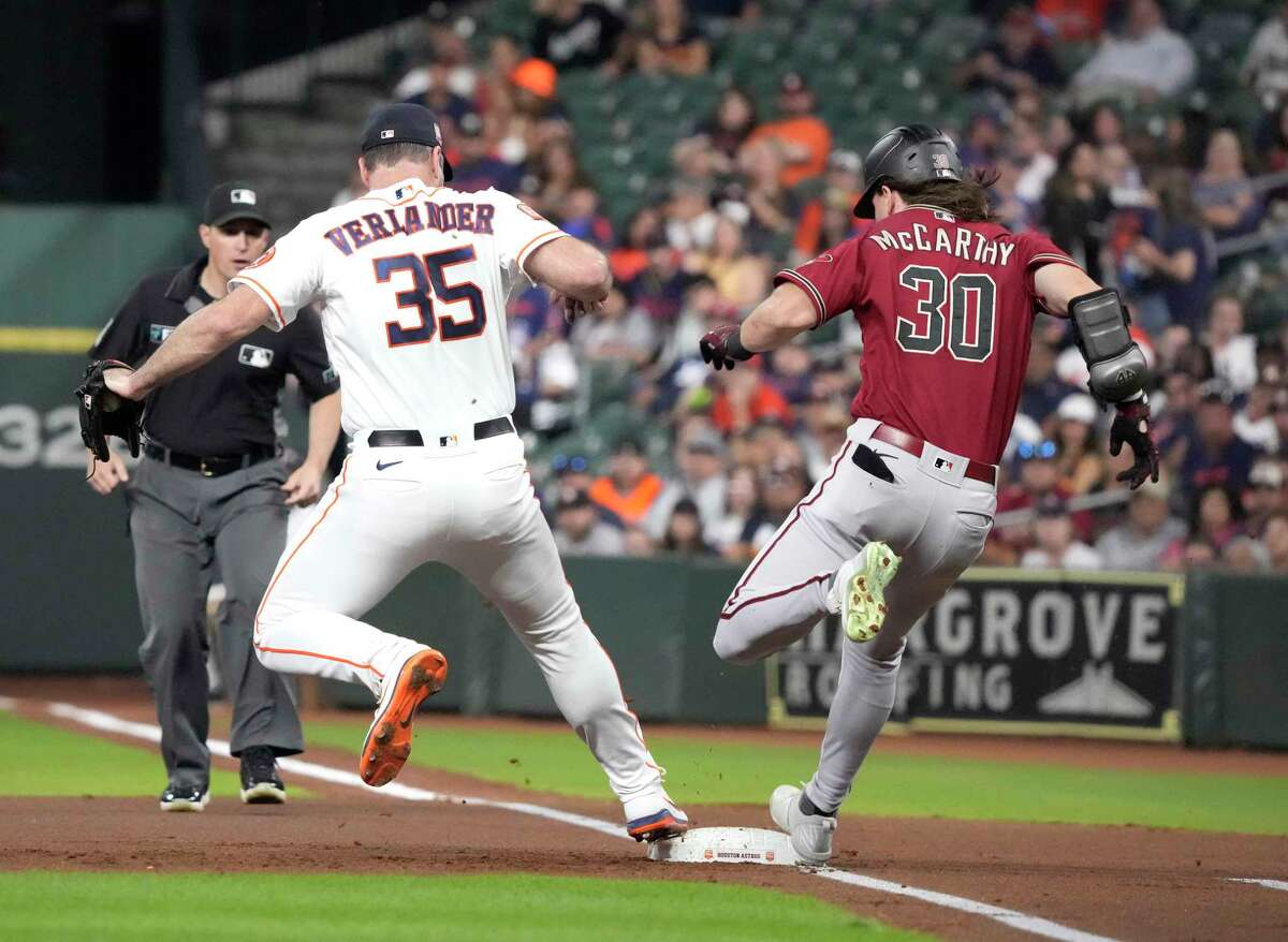 Houston Astros: Magic number still 1 after loss to Arizona