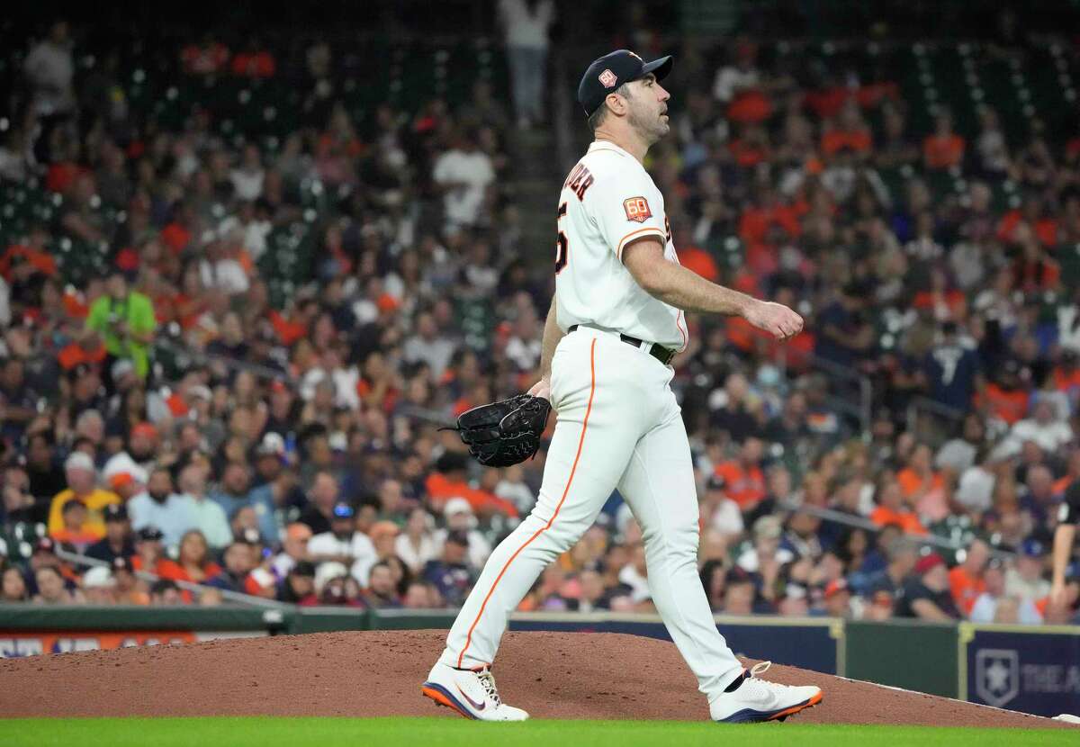 Houston Astros: Magic number still 1 after loss to Arizona
