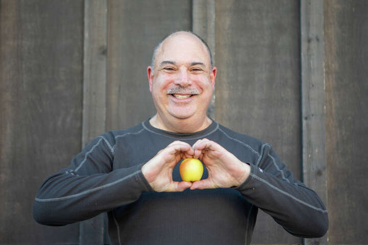 Why this viral Bay Area chef doesn't show his face in videos