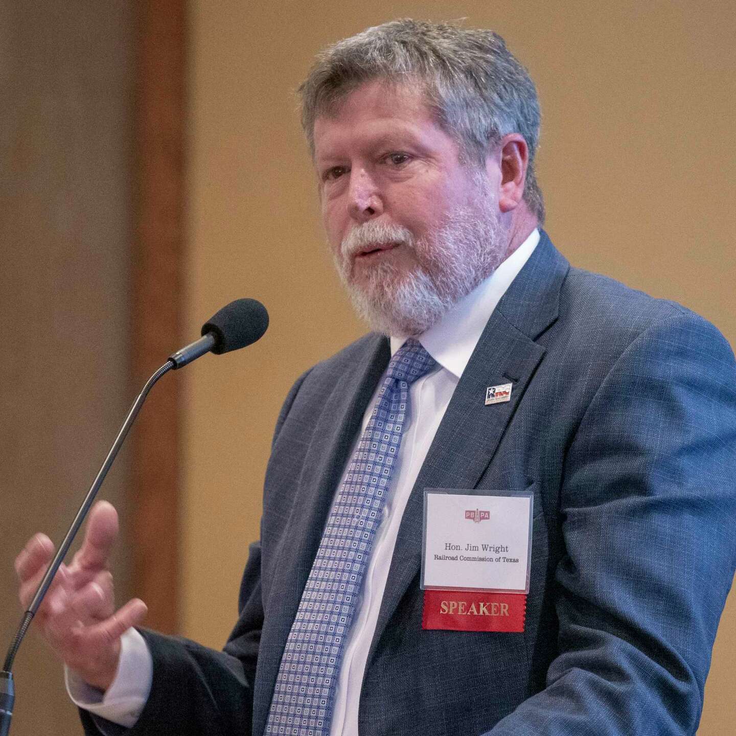 Jim Wright succeeds Christi Craddick chair of Railroad Commission