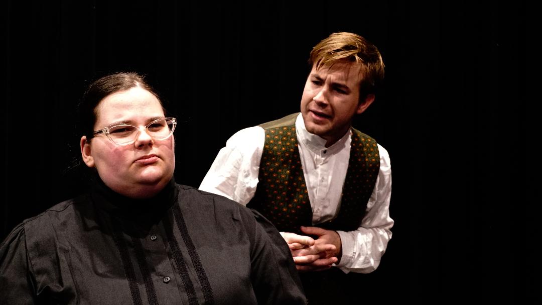 New Alvin Community College theater director set for first show, a ...