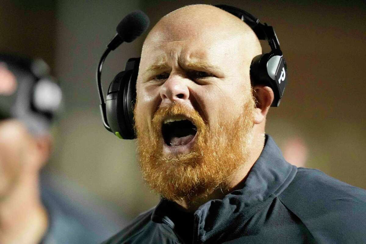 Patrick Overmyer, Kingwood Park Panthers top La Porte Bulldogs