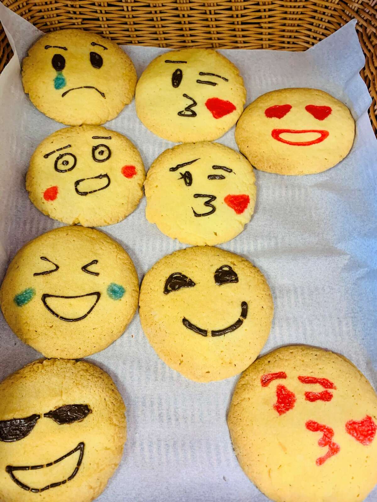 El Cisne Bakery opens offering Ecuadorian treats in New Milford