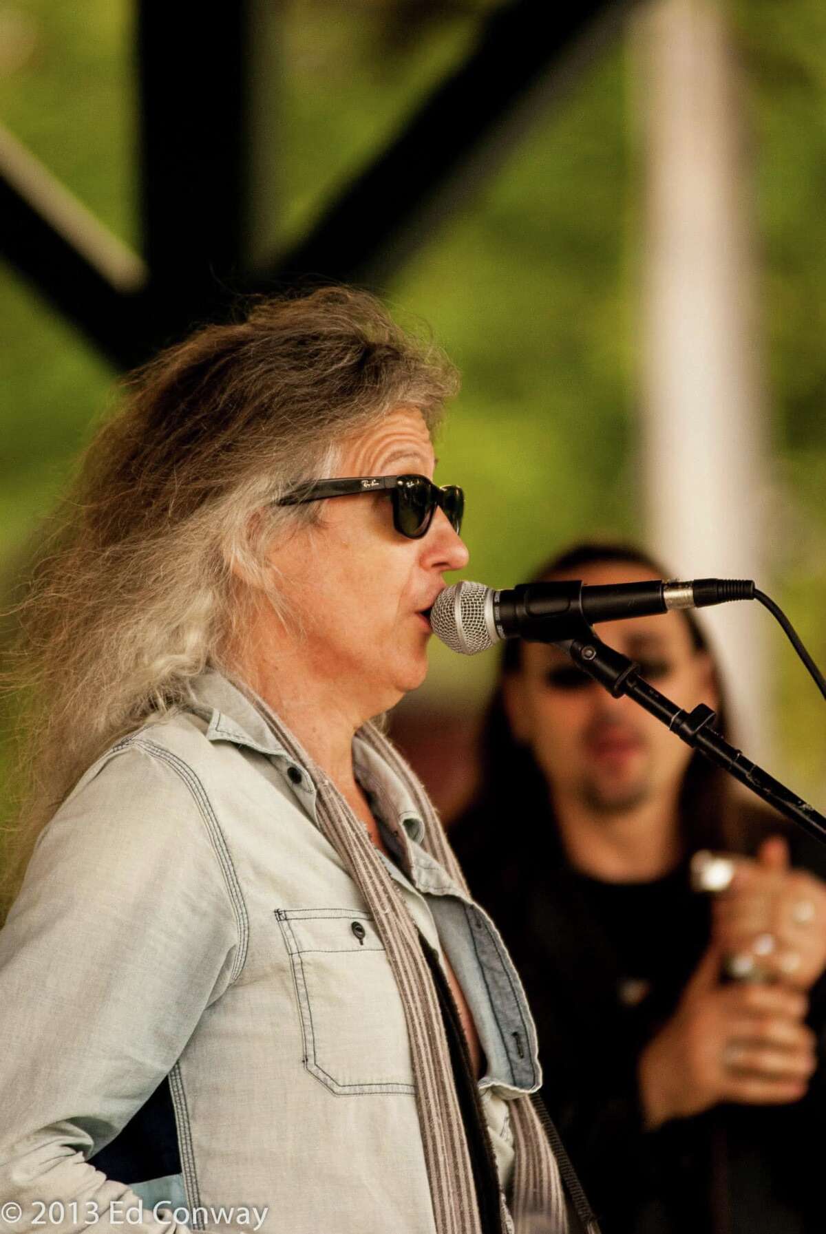 David Malachowski, guitarist and Shania Twain music director, dies at 67