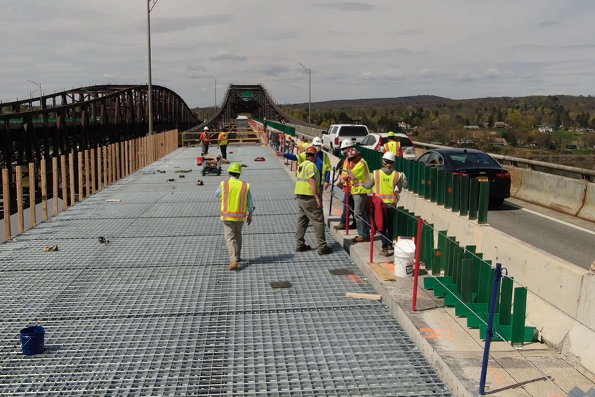 Newburgh-Beacon Bridge re-decking project finishes early